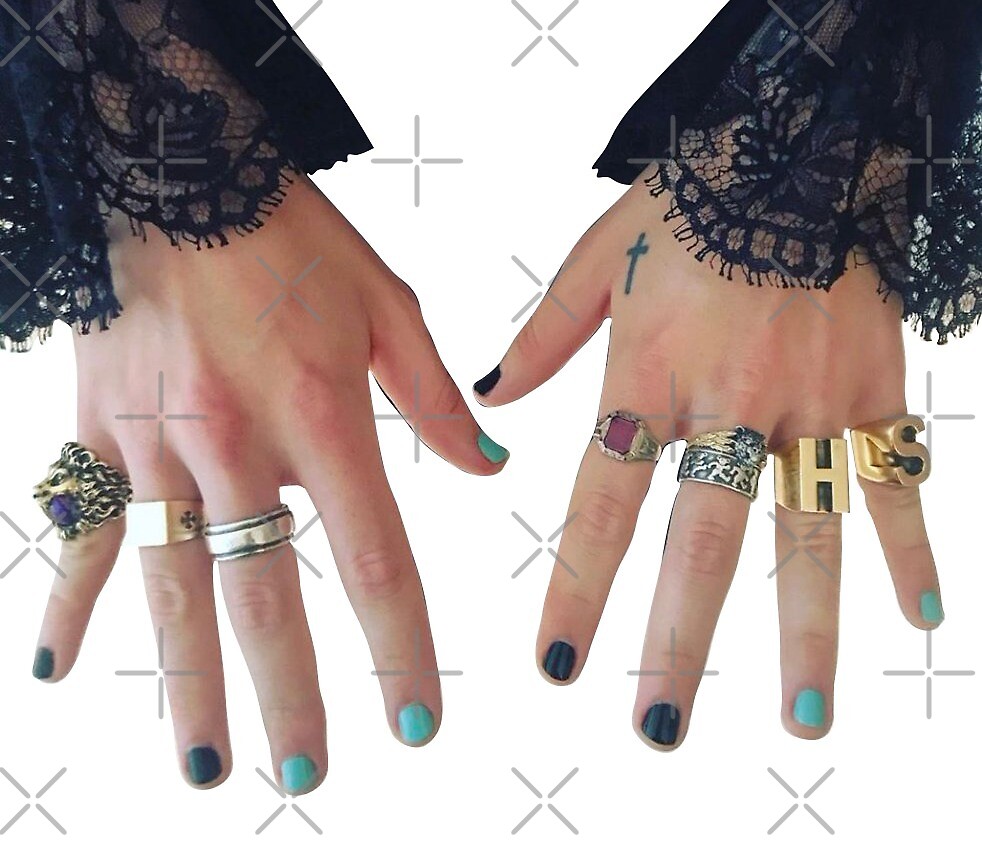 "harry styles met gala hands" by ☆ .*｡･ | Redbubble
