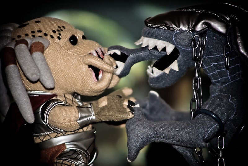 "Alien Loves Predator " by Lance Jackson | Redbubble