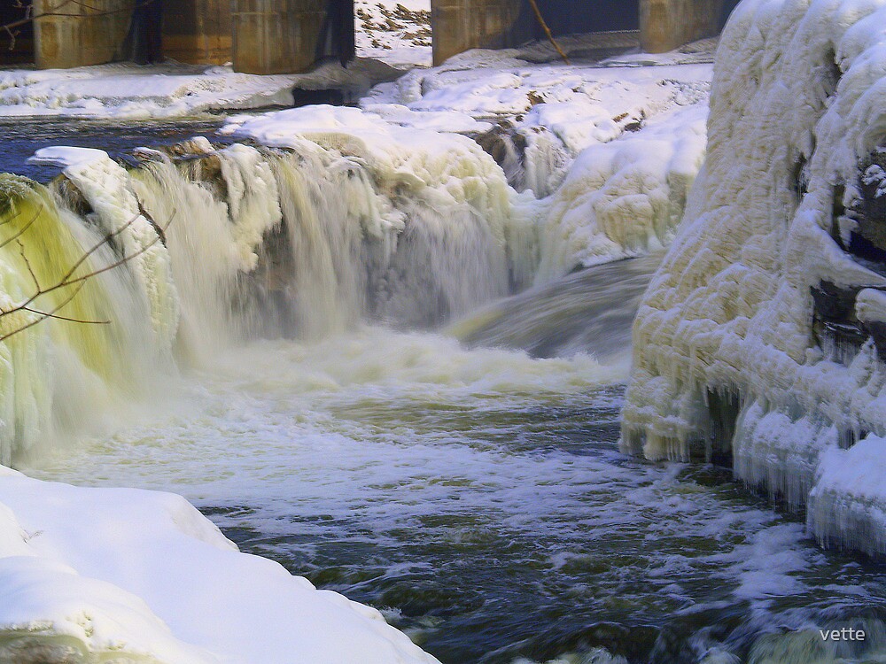 "Hogs Back Falls, Ottawa, Ontario, Canada" by vette | Redbubble