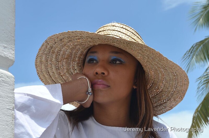 «Bahamian Woman in Nassau, The Bahamas» de Jeremy Lavender Photography ...