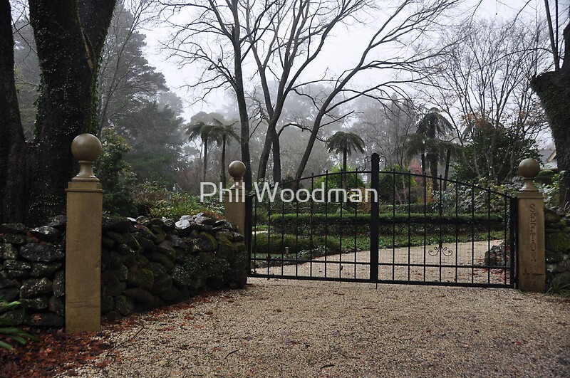 "SEFTON HALL, MOUNT WILSON" by Phil Woodman | Redbubble