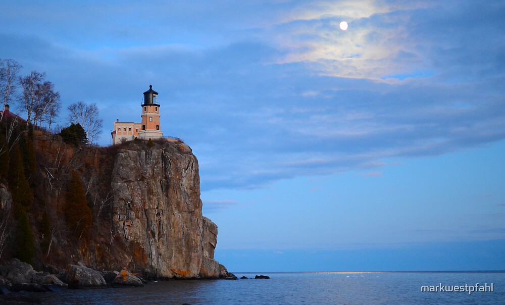 "Moon Over Split Rock Lighthouse" by markwestpfahl | Redbubble