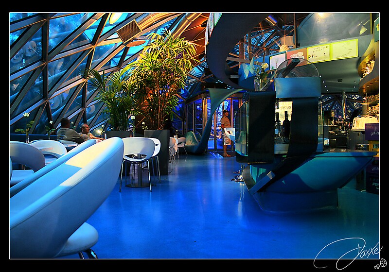 "The Cafeteria Mur" by Daniel G. | Redbubble