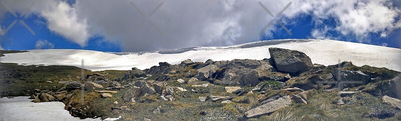 "Snow Covered Mount Kosciuszko" by eidann | Redbubble
