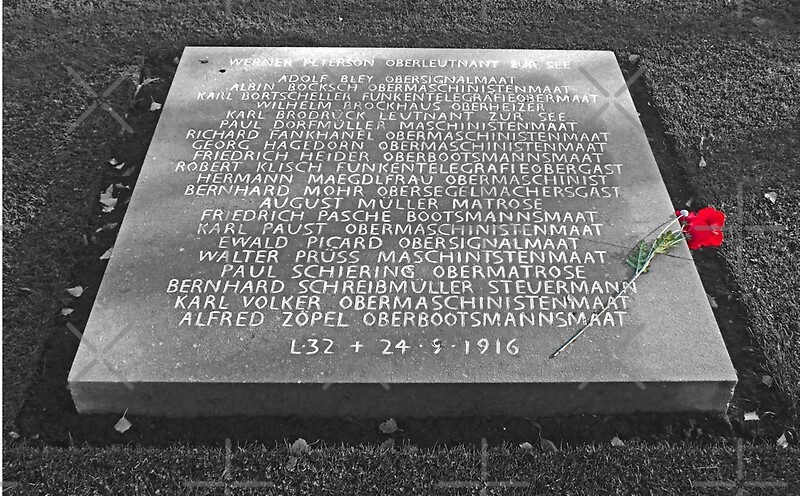 "Zeppelin L32" by Yampimon | Redbubble