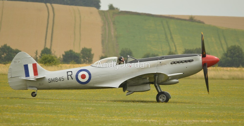 "Supermarine Spitfire mk18 (SM845)" by Andy Jordan | Redbubble