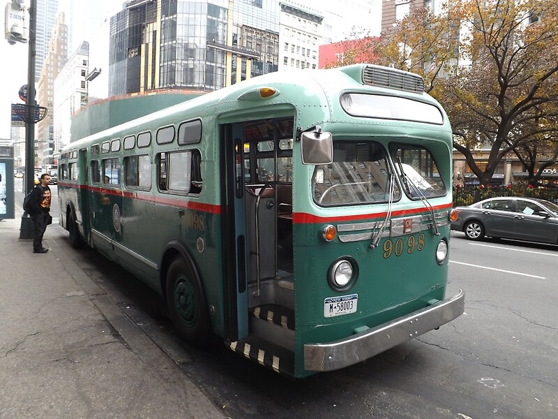"Vintage 1958 Bus, New York Transit System, Herald Square, New York ...