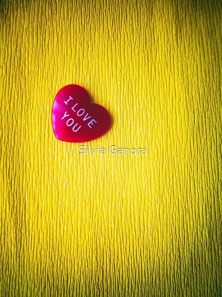 "I love you heart on yellow background" by Silvia Ganora | Redbubble