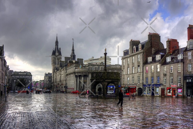 "Aberdeen in the rain" by Tom Gomez | Redbubble