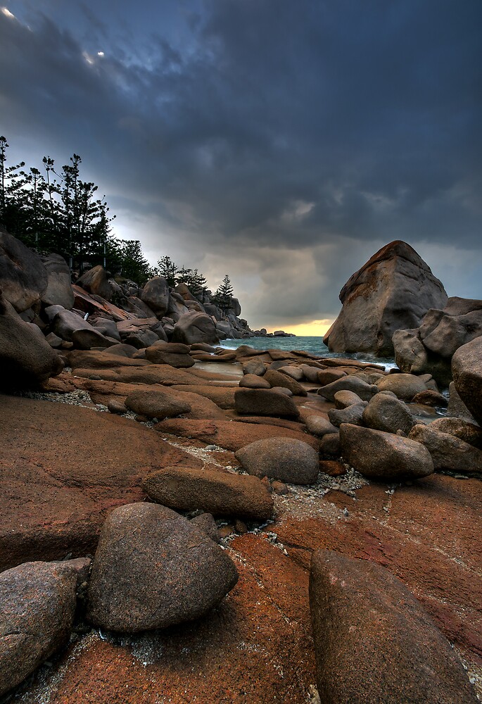 "Rocky Magnetic" by Robert Mullner | Redbubble