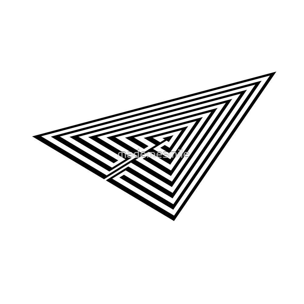 "Triangle Labyrinth-Black and White" by mademesmile | Redbubble