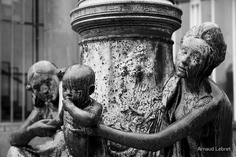 "Sad statues..." by Arnaud Lebret | Redbubble