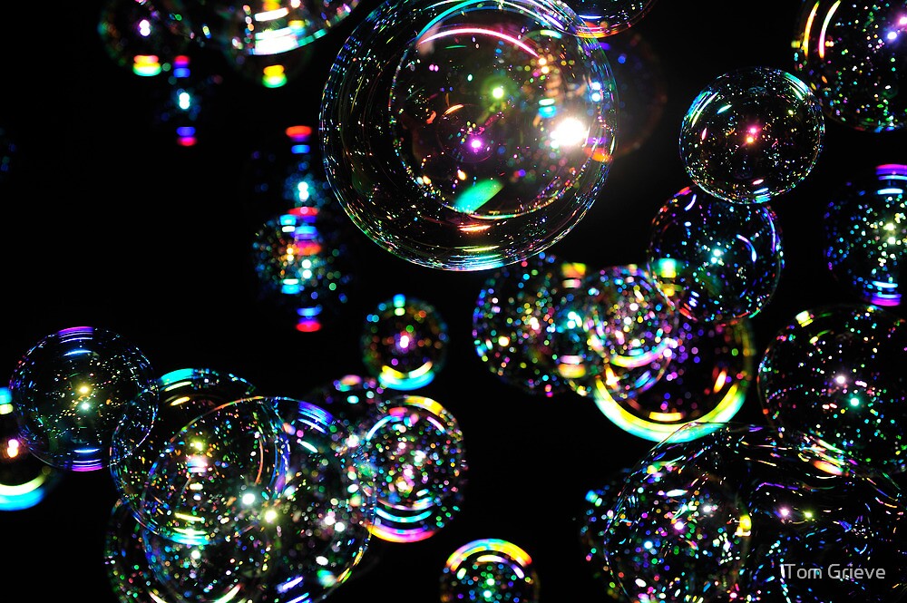 "Bubbles at night" by Tom Grieve | Redbubble