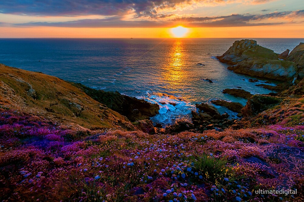 "Stunning Tropical Island Sunset" by ultimatedigital | Redbubble