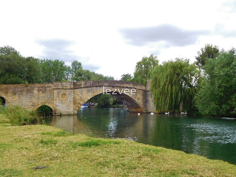 "Halfpenny Bridge, Lechlade On Thames, Gloucestershire" by lezvee ...
