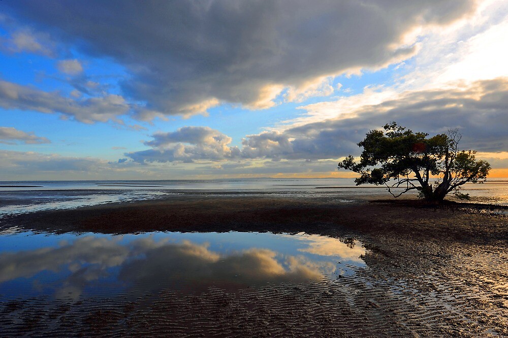 "Sunrise At Nudgee Beach. Brisbane, Queensland, Australia." by Ralph de ...