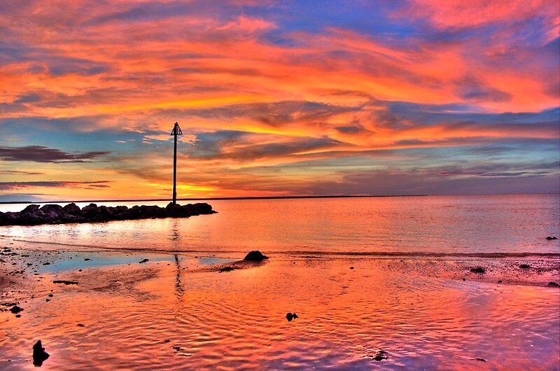 "Darwin Sunset 2010" by Daniel Rayfield | Redbubble