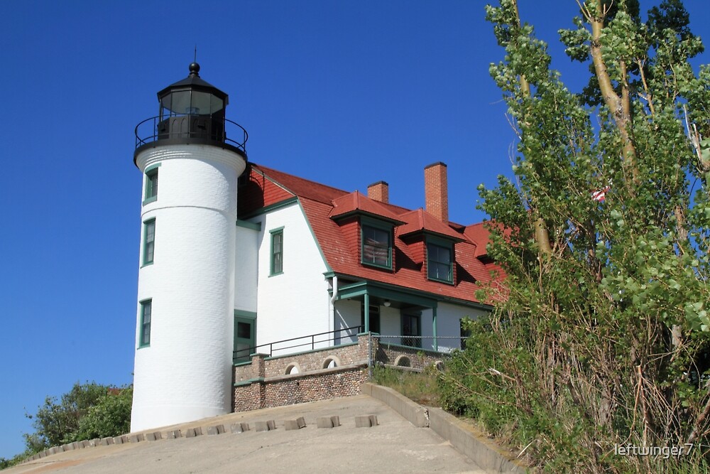 "Point Betsie Lighthouse" by leftwinger7 | Redbubble