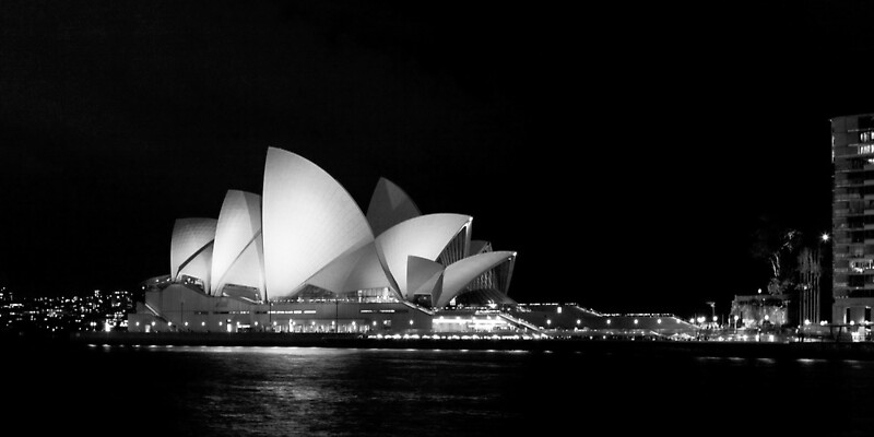 "Sydney Opera House in Black and White" by Martin Pot | Redbubble