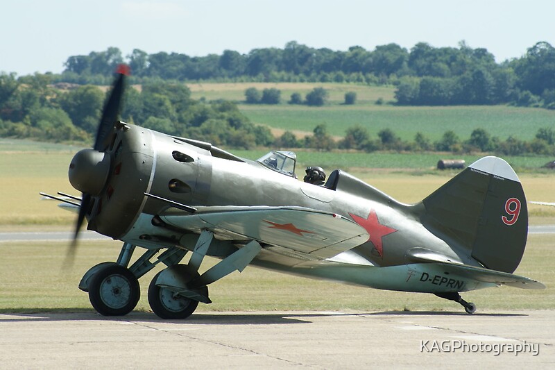 « Polikarpov Po-2 Russian WW2 Fighter » par KAGPhotography | Redbubble